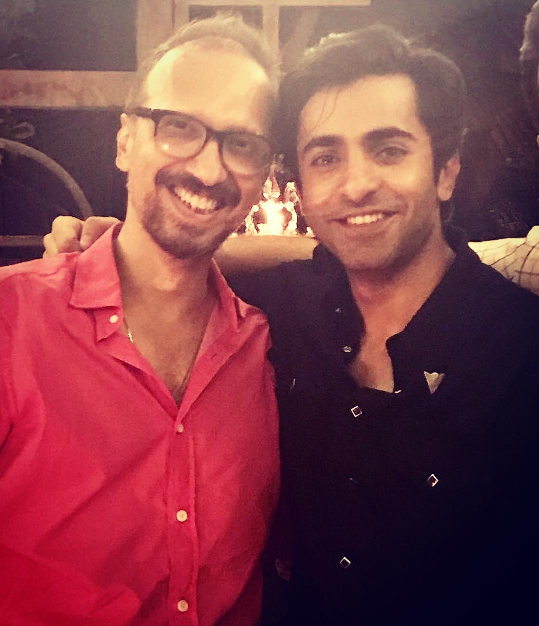 Pictures of Asim Raza With His Best Friends at Work | Reviewit.pk