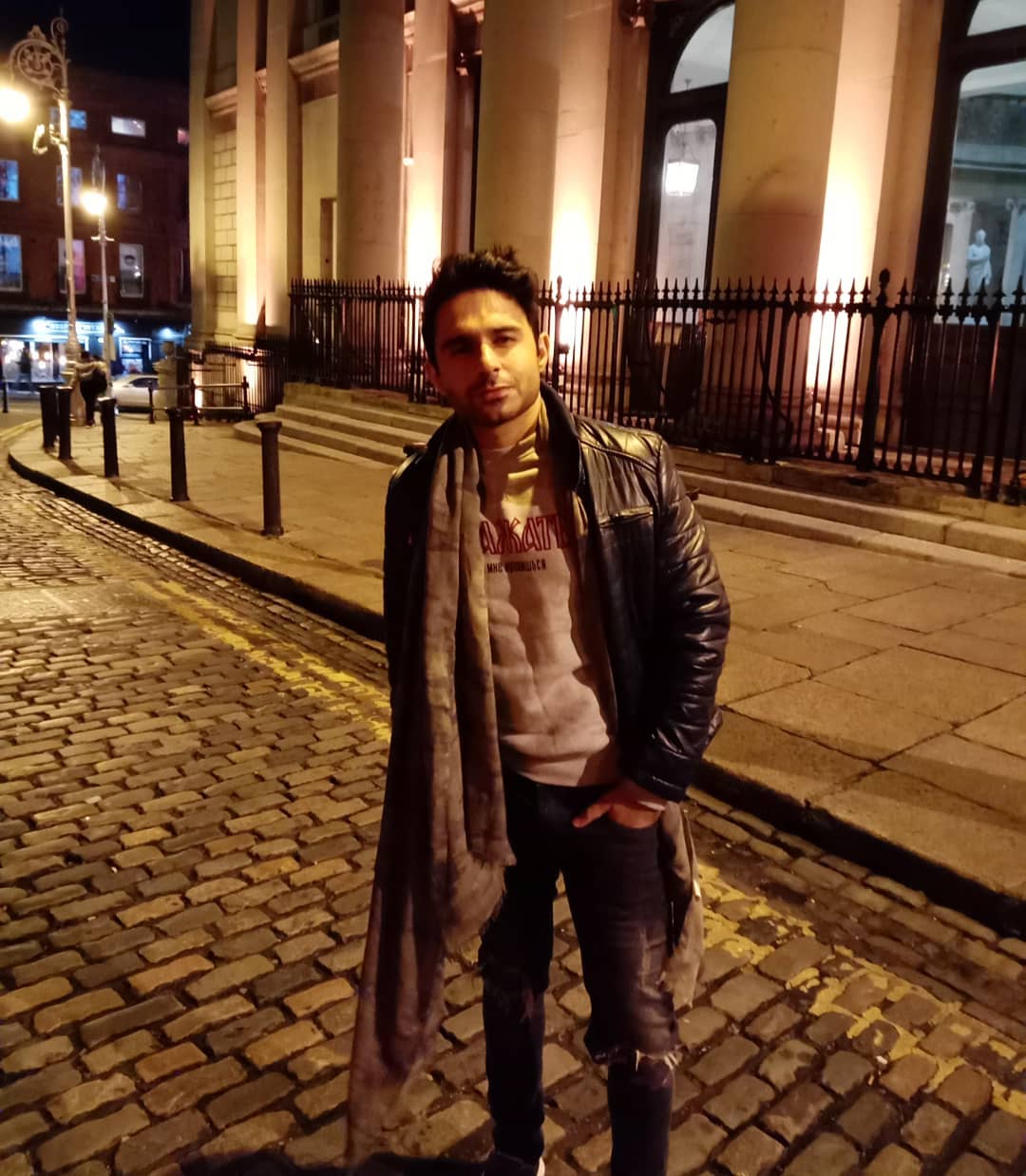 The Cool Side of Hamza Firdous | Reviewit.pk