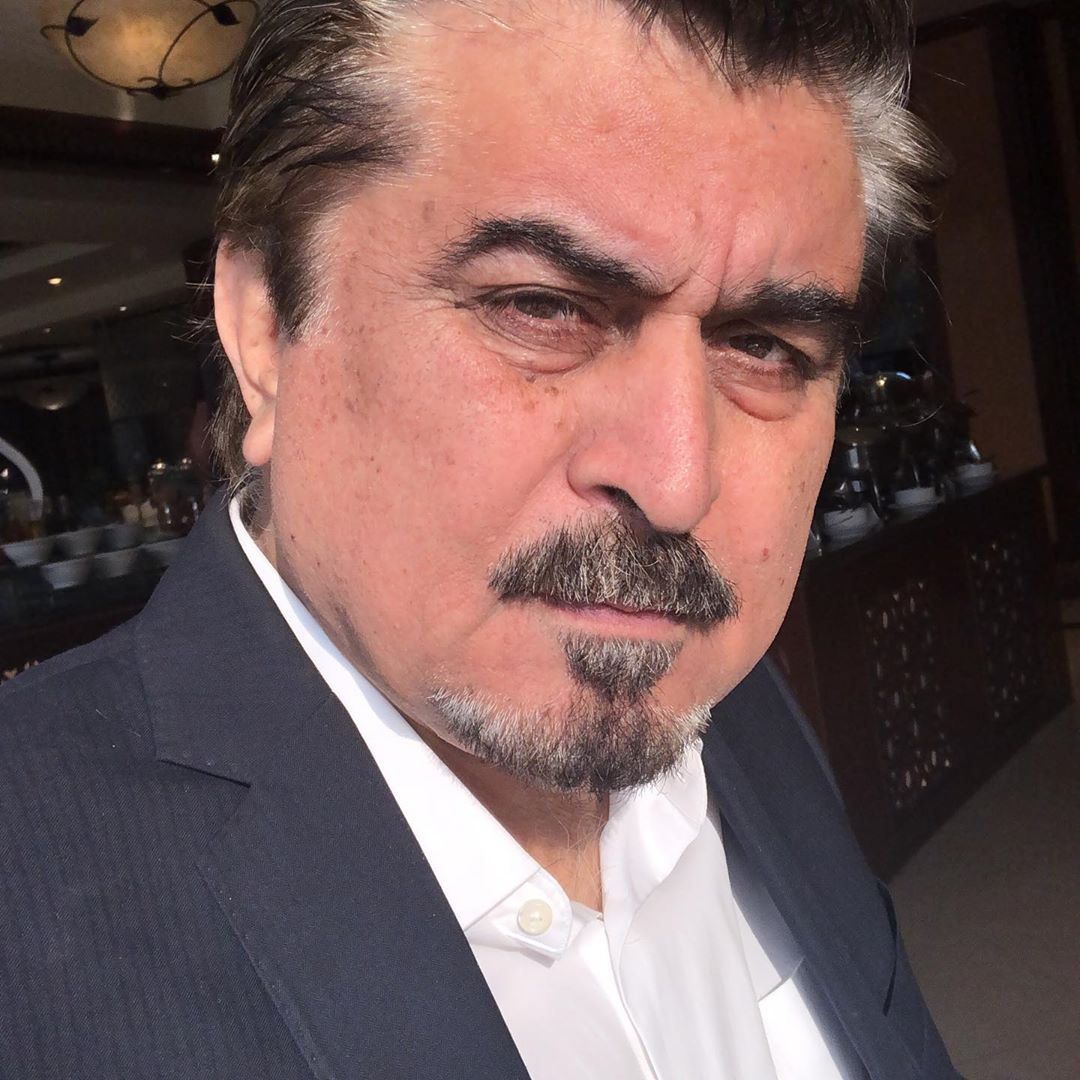 Amazing Family Pictures of Veteran Actor Jamal Shah | Reviewit.pk