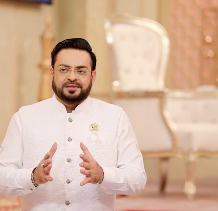 2020 Ramzan Transmissions Hosted By Pakistani Celebrities | Reviewit.pk