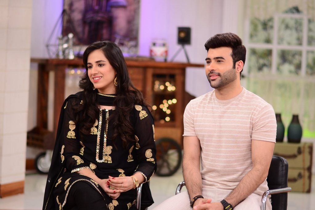 Faizan Sheikh with Wife Maham Amir in Good Morning Pakistan | Reviewit.pk