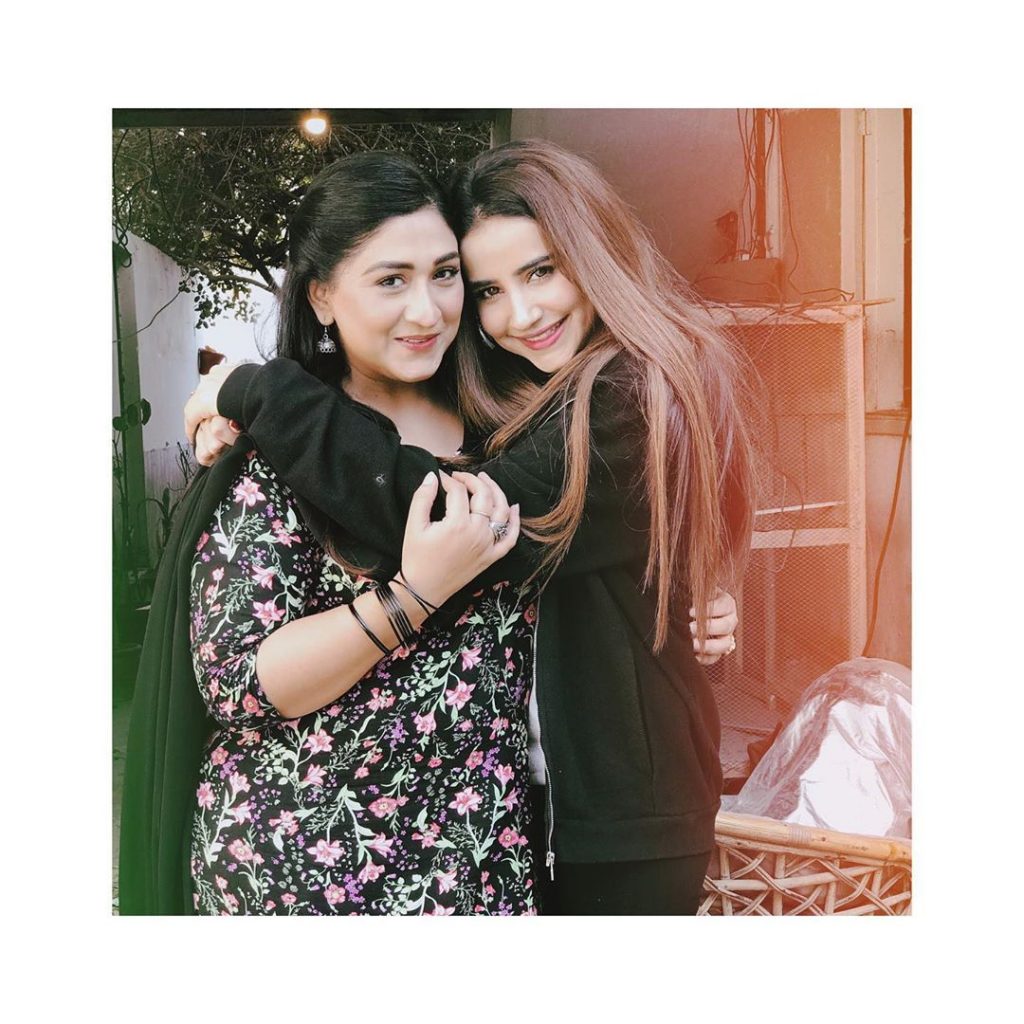 Saniya Shamshad Latest Random Beautiful Clicks | Reviewit.pk