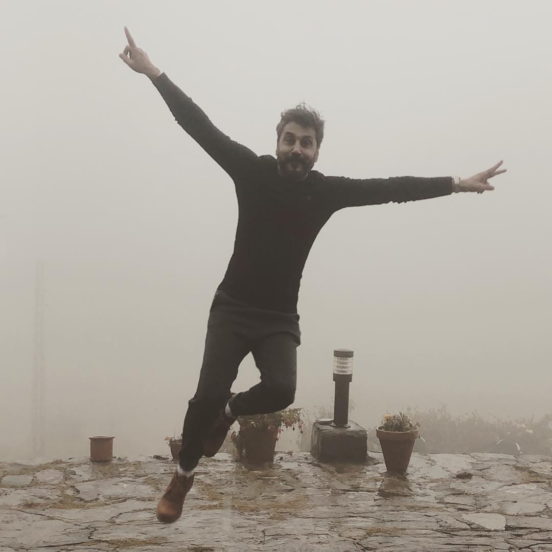 The Fun Pictures of Adnan Siddiqui Will Make You Smile | Reviewit.pk