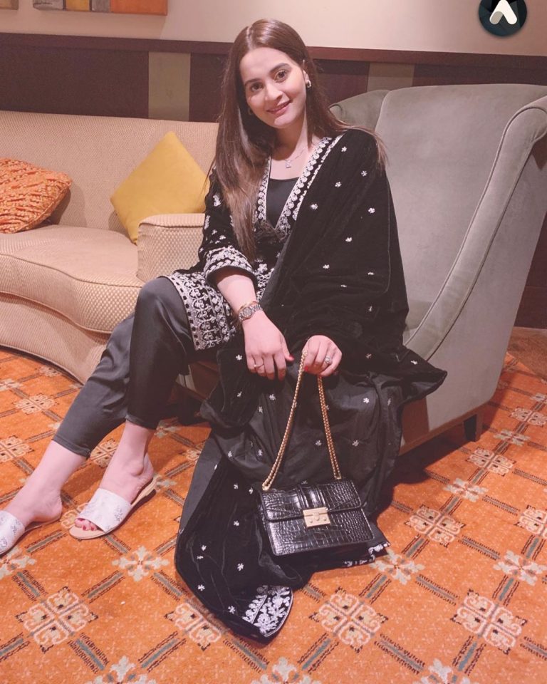20 Best Dresses Of Aiman Khan | Reviewit.pk