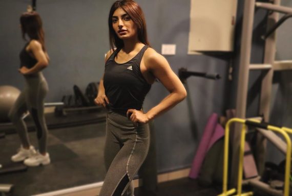 Ali Ansari with his Mother and Sister - Latest Pictures | Reviewit.pk