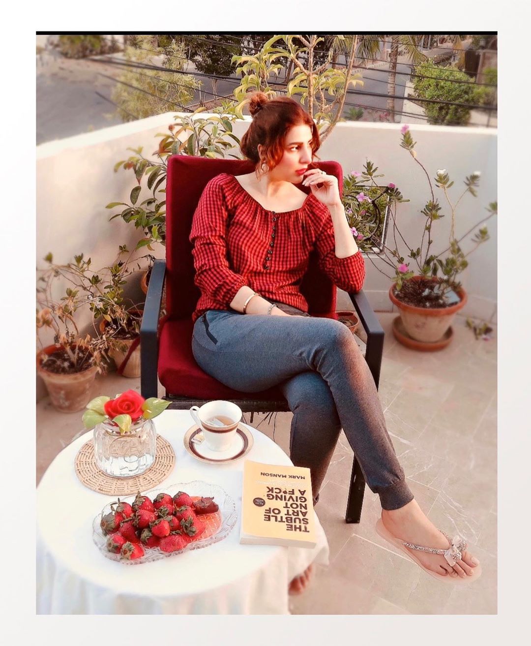 Latest Pictures of the Gorgeous Areeba Habib | Reviewit.pk