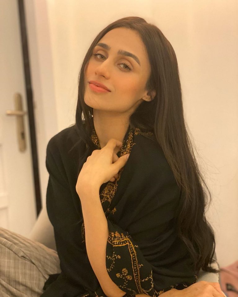 30 Most Glowing Pictures of Mashal Khan | Reviewit.pk