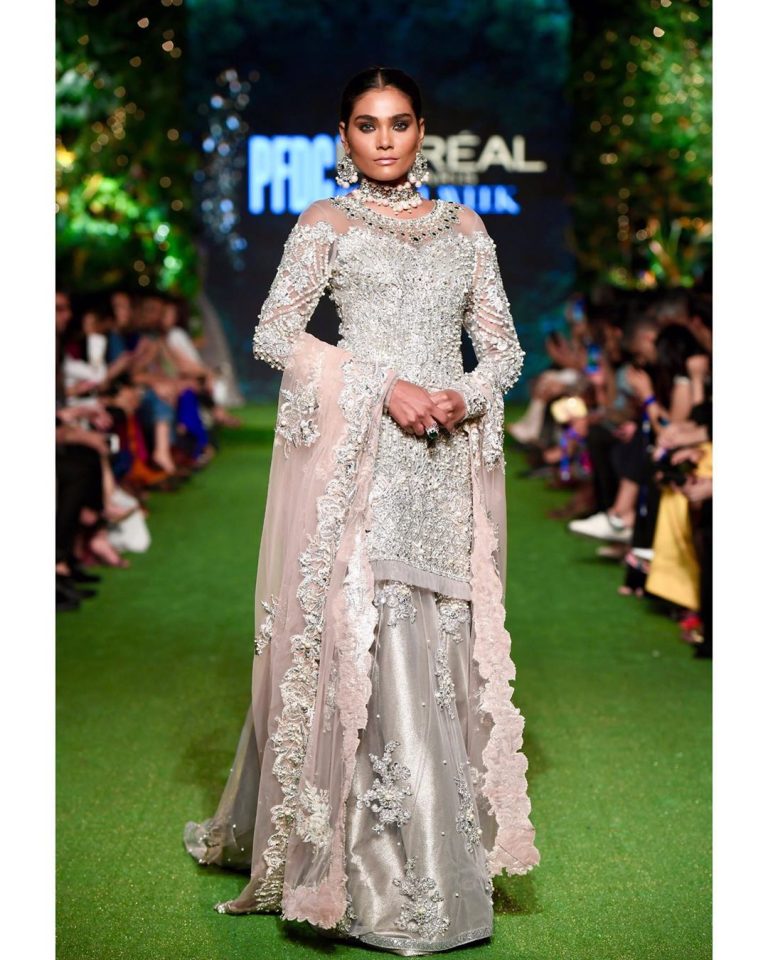 Knowing All about Zara Abid – The Model Who Escape Death | Reviewit.pk