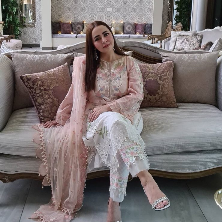 Maria B Shares Her Love For Organic Food | Reviewit.pk