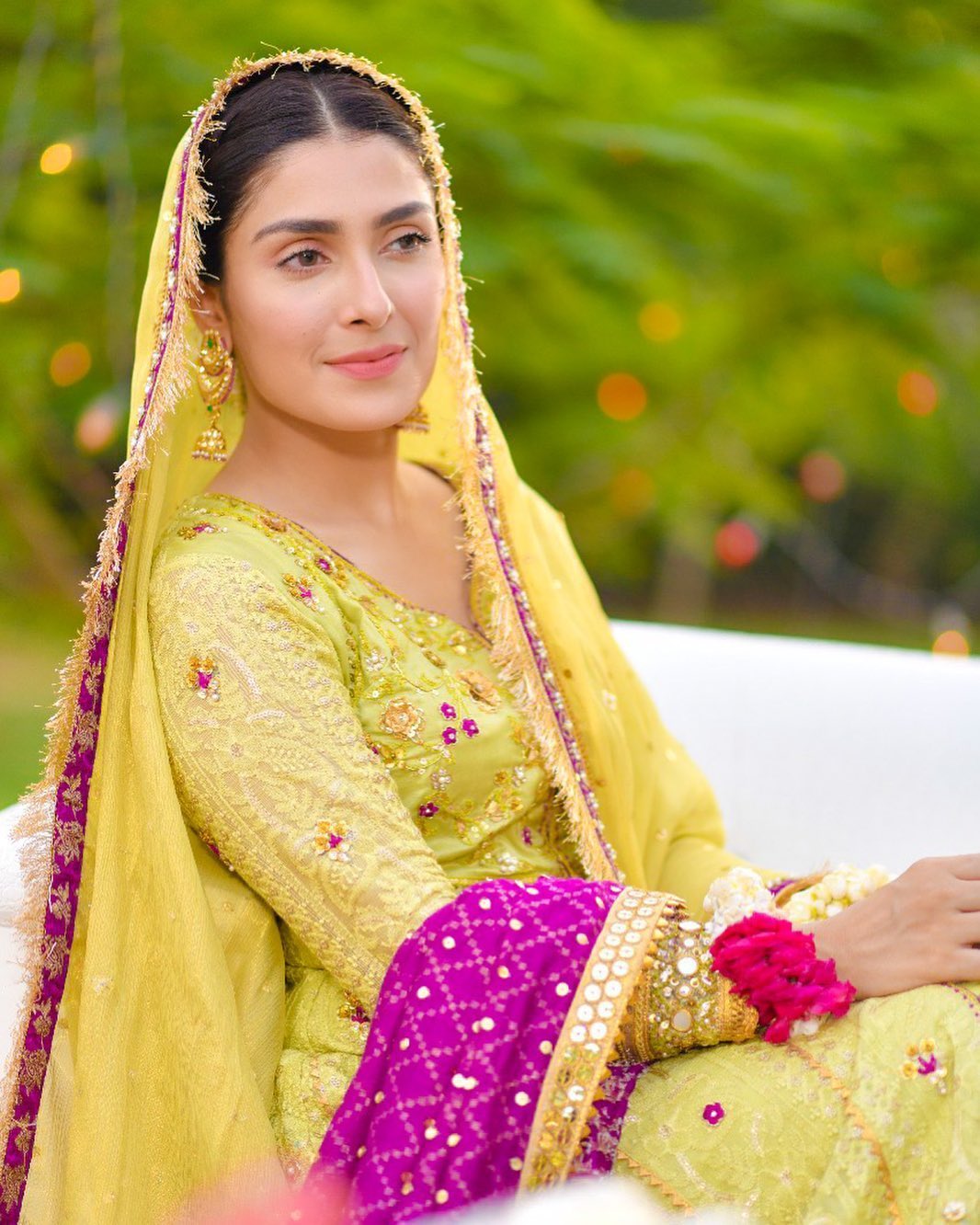 Ayeza Khan Latest Beautiful Pictures From Her Instagram Reviewit pk