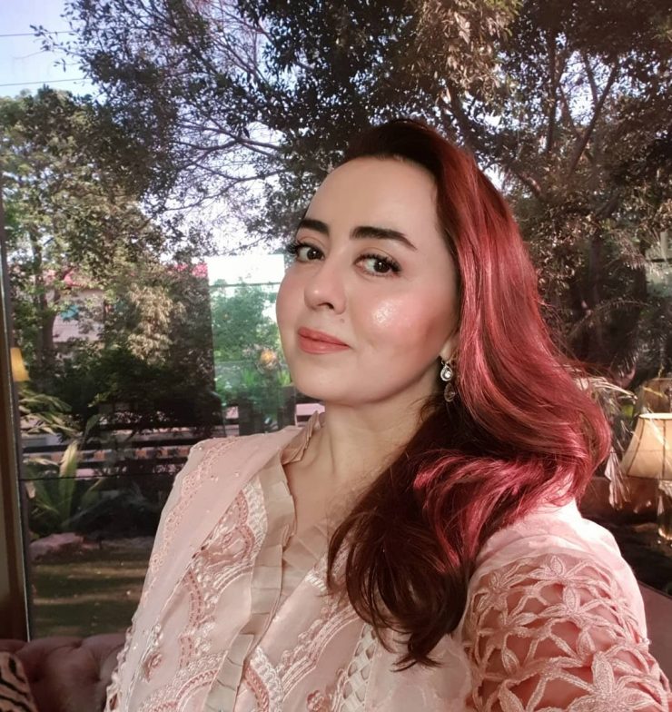 Maria B Shares Her Love For Organic Food | Reviewit.pk