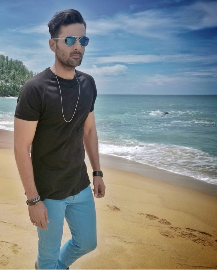 Mohib Mirza Had To Reject Films Because Of His Complexion | Reviewit.pk