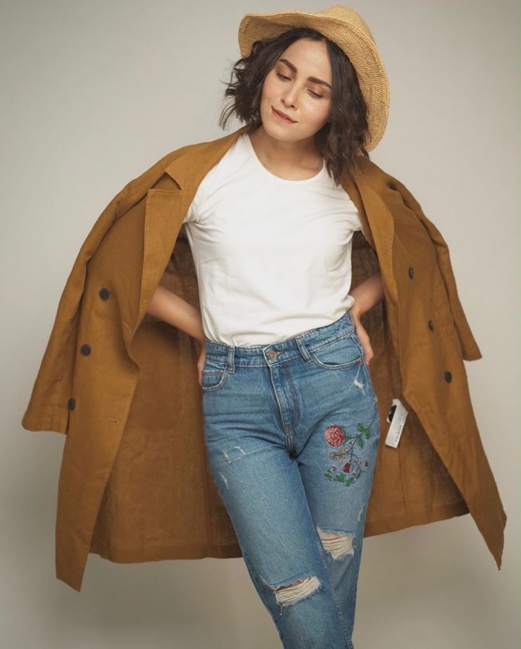 Nimra Khan is Looking Gorgeous in Her New Look | Reviewit.pk