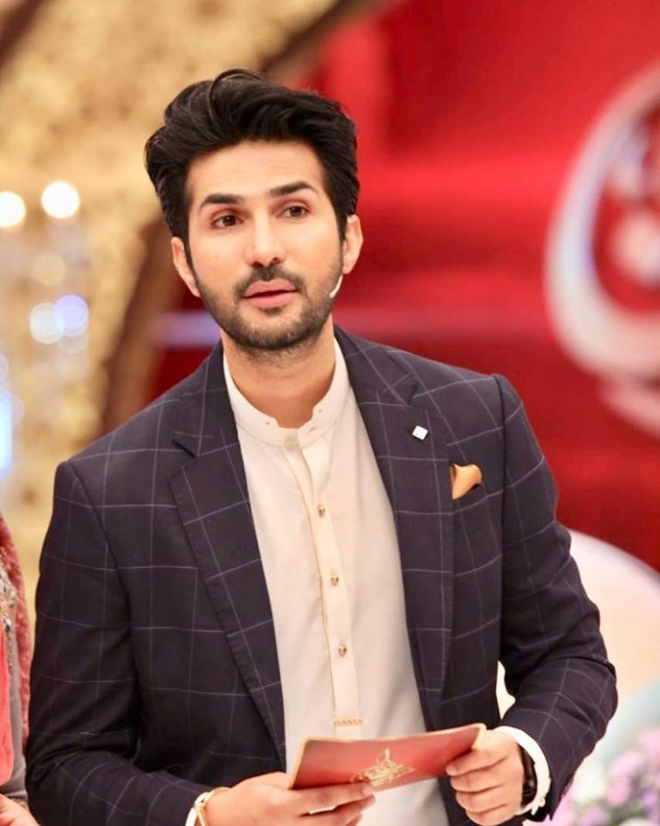 What did Amitabh Bachchan Say To Adeel Chaudhry? | Reviewit.pk