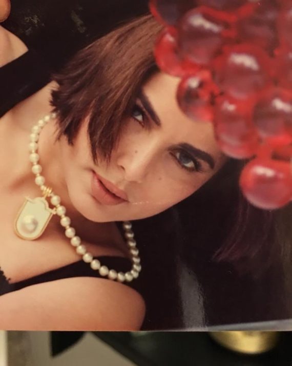 A Glimpse On the Life of Babra Sharif – Old Pictures in HD | Reviewit.pk