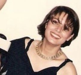 A Glimpse On the Life of Babra Sharif – Old Pictures in HD | Reviewit.pk