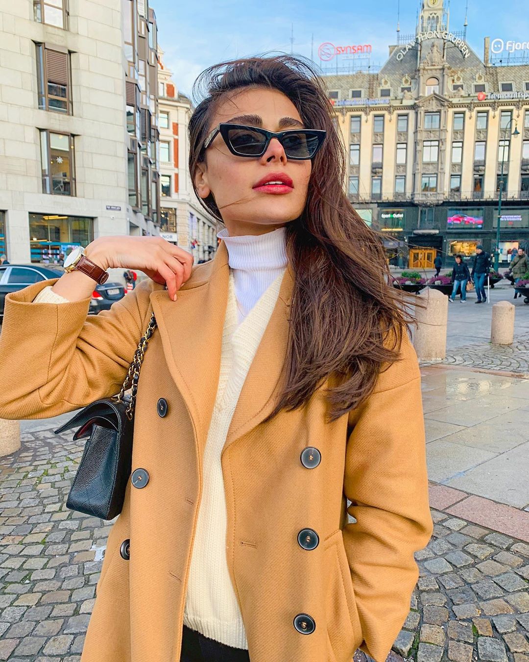 Sadaf Kanwal Wanted To Be Actor First, Before Getting Married | Reviewit.pk