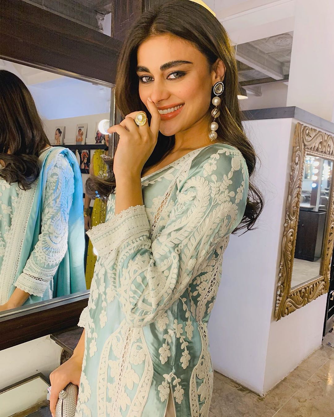 All About Sadaf Kanwal – Latest Beautiful Pictures | Reviewit.pk