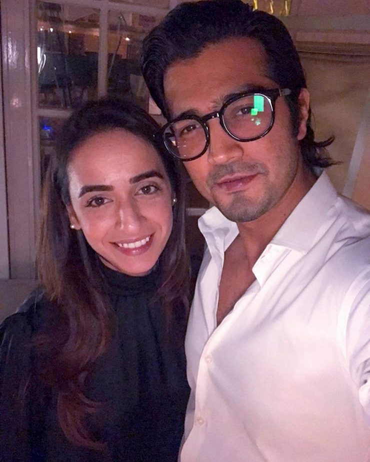 Shahzad Sheikh Latest Pictures with his Family | Reviewit.pk