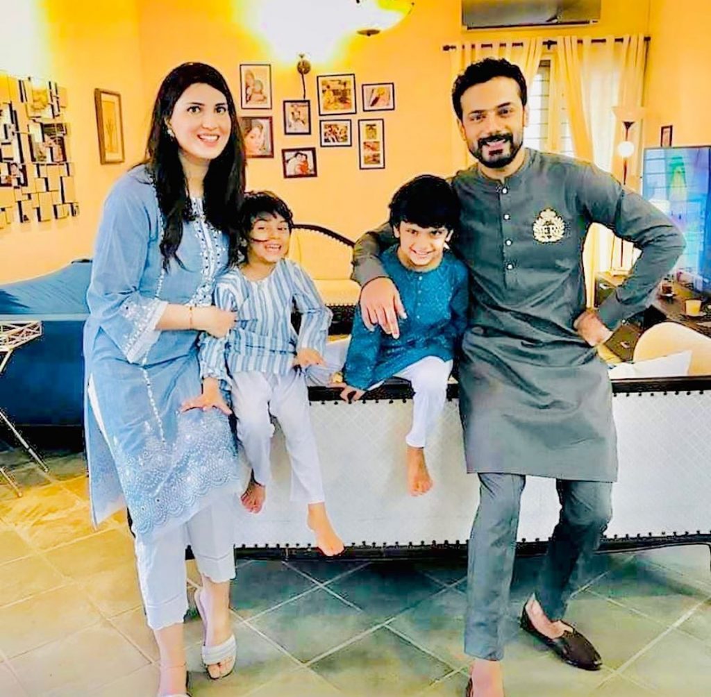 Zahid Ahmed with his Wife and Kids - Latest Pictures | Reviewit.pk