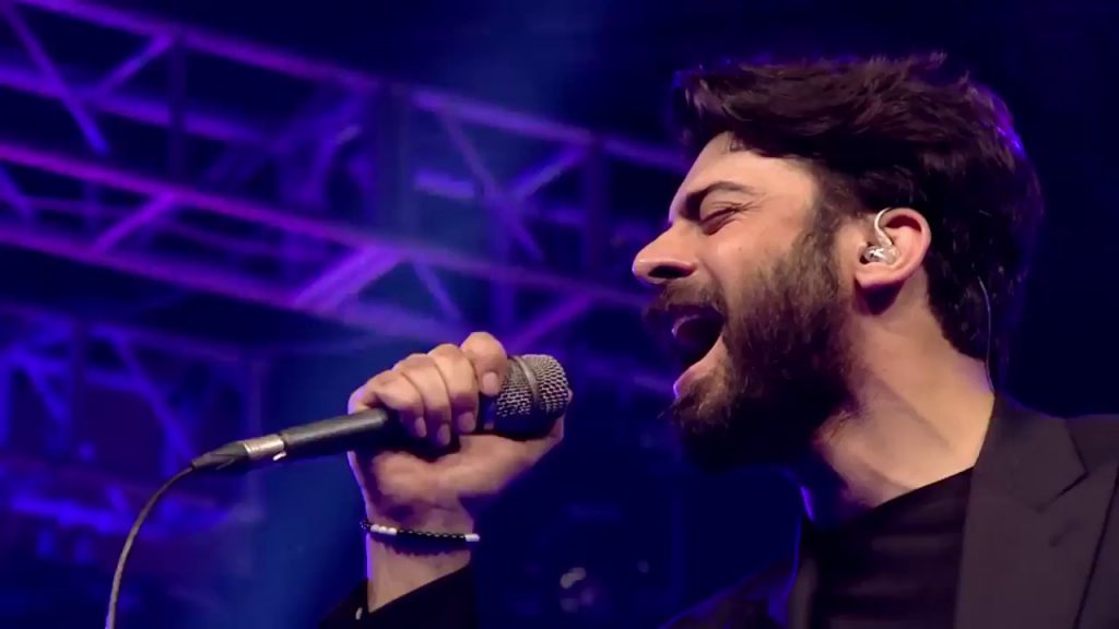 Pakistani Actors Who Are Passionate About Singing | Reviewit.pk