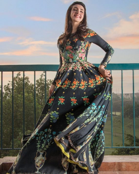 Here Are Most Educated Pakistani Female Musicians | Reviewit.pk