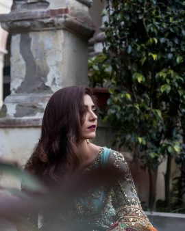 Maya Ali Looks Breathtakingly Gorgeous In Latest Shoot | Reviewit.pk