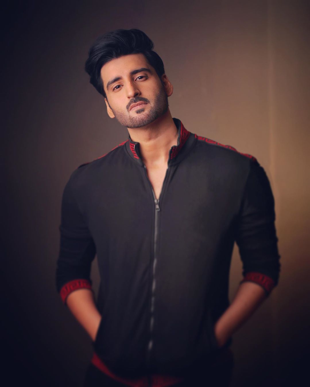 Delightful Poses of Agha Ali That Depict Perfection! | Reviewit.pk