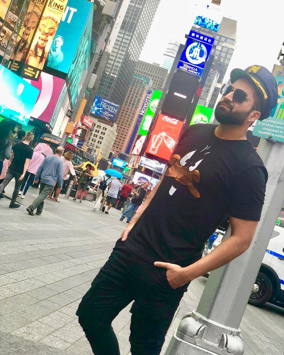 Get to Know All About Falak Shabbir's Passion | Reviewit.pk