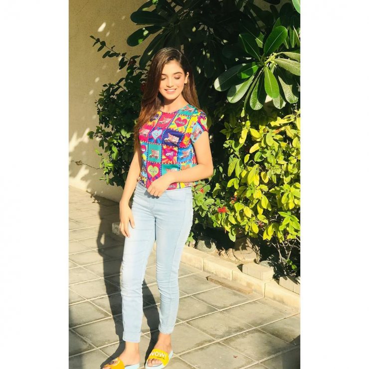 Beautiful Actress Laiba Khan Latest Pictures | Reviewit.pk