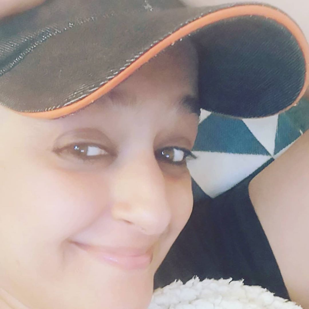 Beautiful Pictures of Brave Nadia Jamil While She Beat Cancer | Reviewit.pk