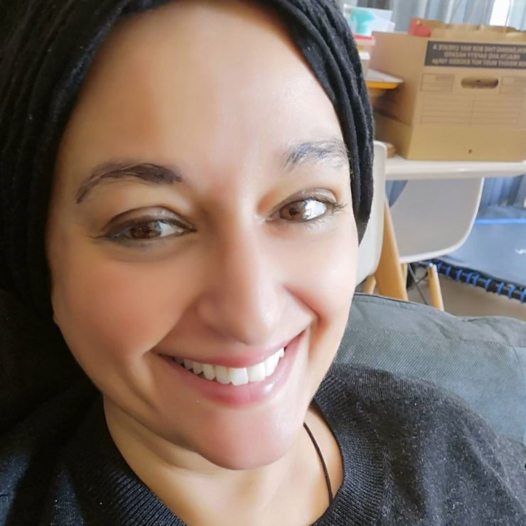 Beautiful Pictures of Brave Nadia Jamil While She Beat Cancer | Reviewit.pk