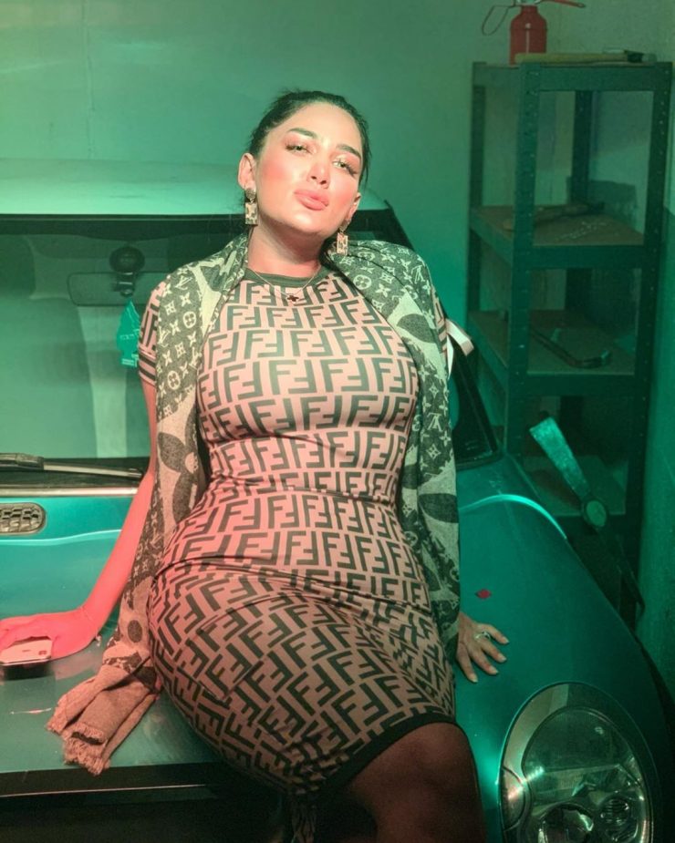 Bold Pictures of Mathira That She Has Recently Shared on Instagram ...