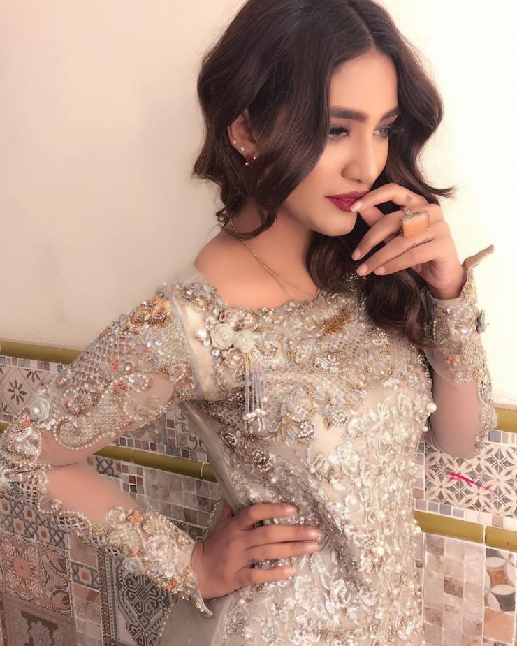 Bold Pictures of Mathira That She Has Recently Shared on Instagram ...