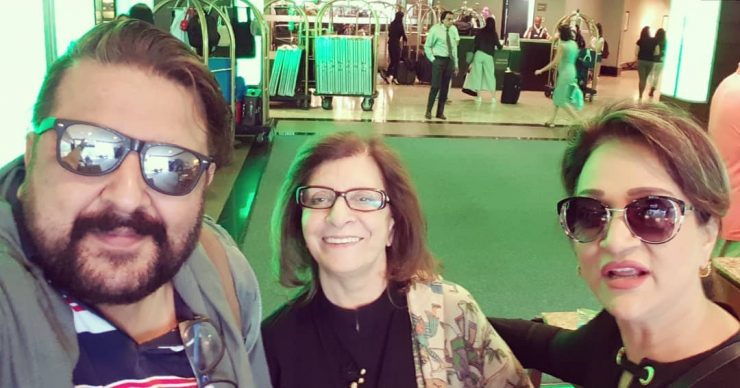 Unseen Pictures of Rehan Sheikh with Friends at Work | Reviewit.pk