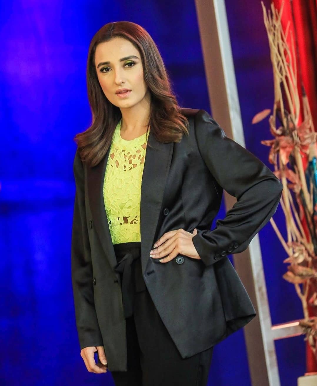 Momal Sheikh Clicks From The Set Of Bol Nights With Ahsan Khan ...