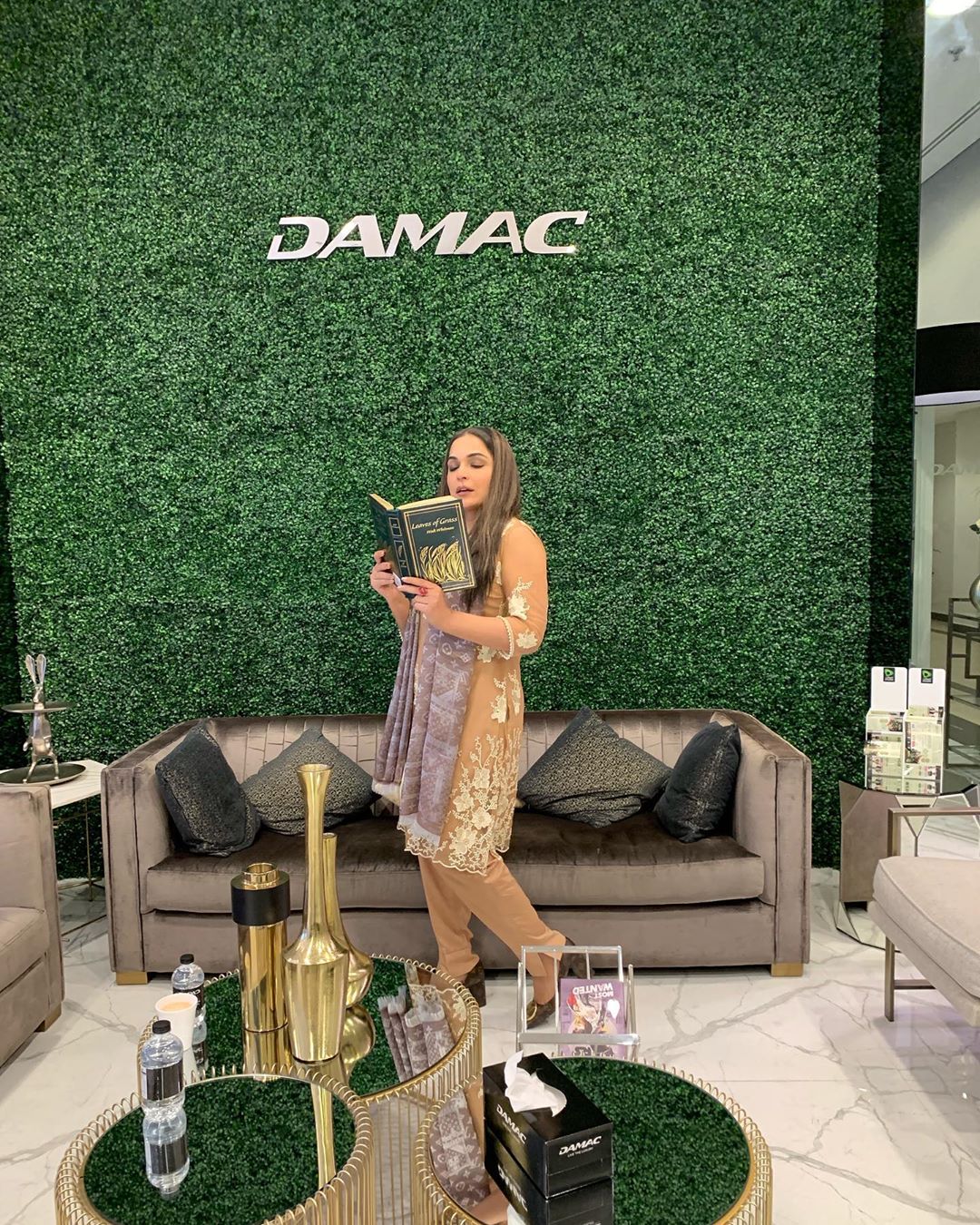 Things Meera Ji Likes To Do in her Free Time | Reviewit.pk