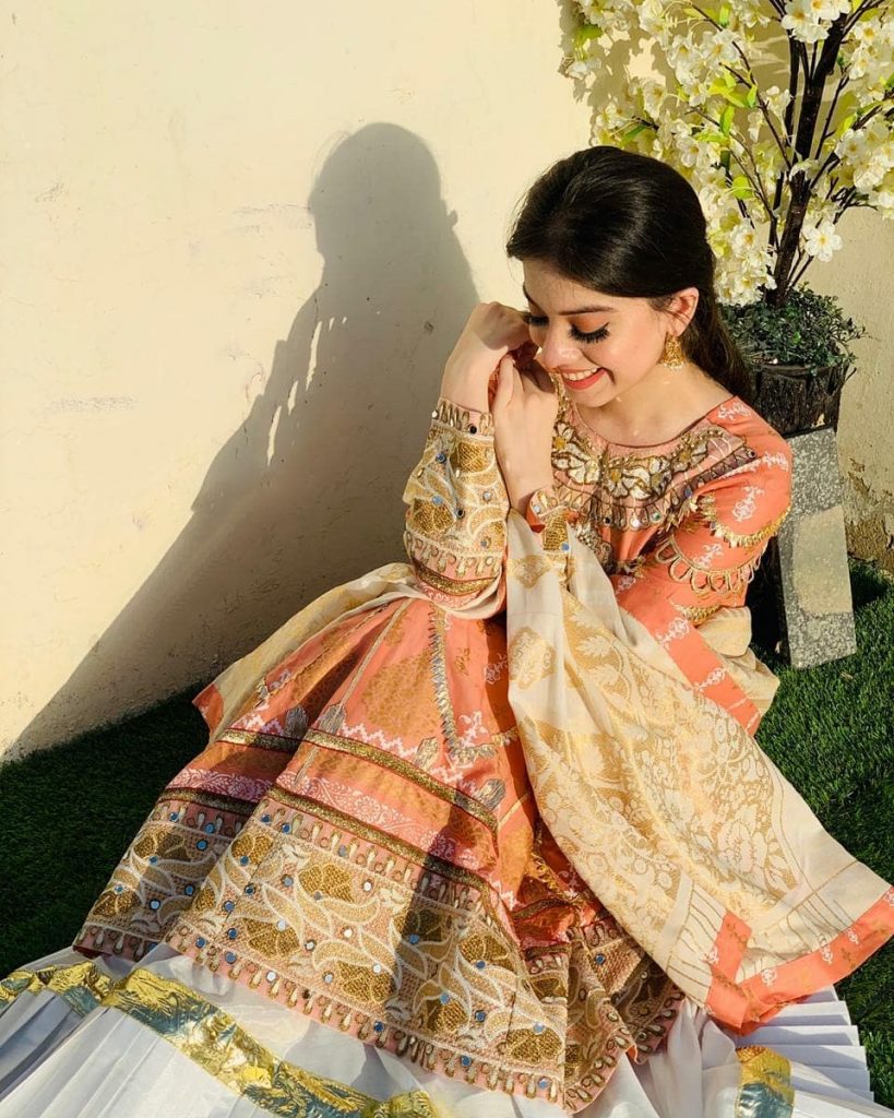 Sarah Razi and Arisha Razi Khan Latest Pictures | Reviewit.pk