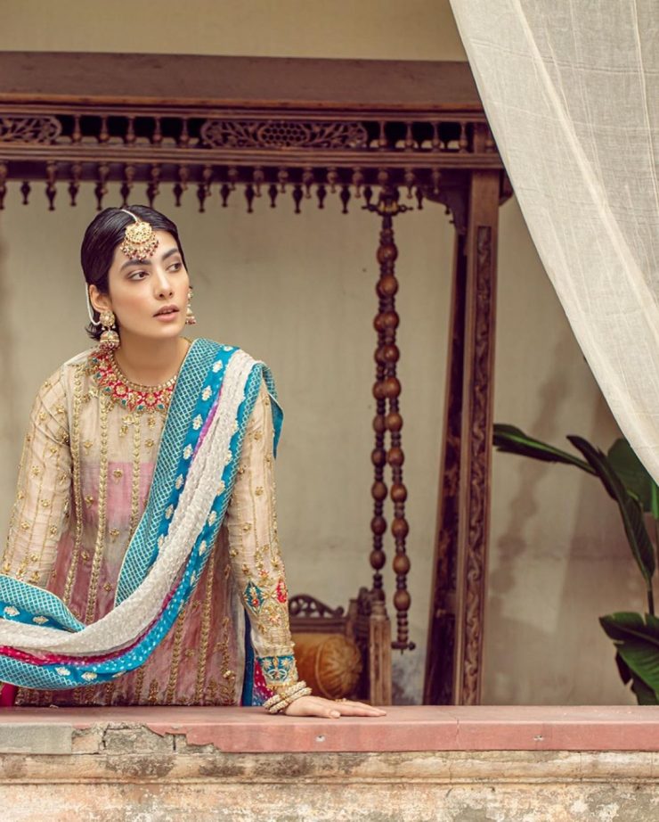Eman Suleman Looks Fabulous In Latest Shoot | Reviewit.pk