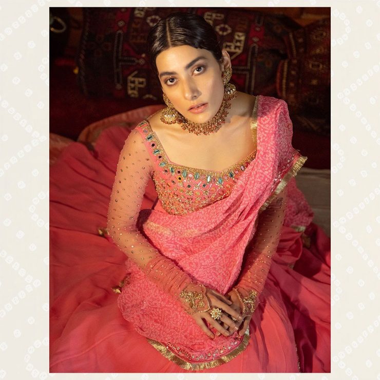 Eman Suleman Looks Fabulous In Latest Shoot | Reviewit.pk