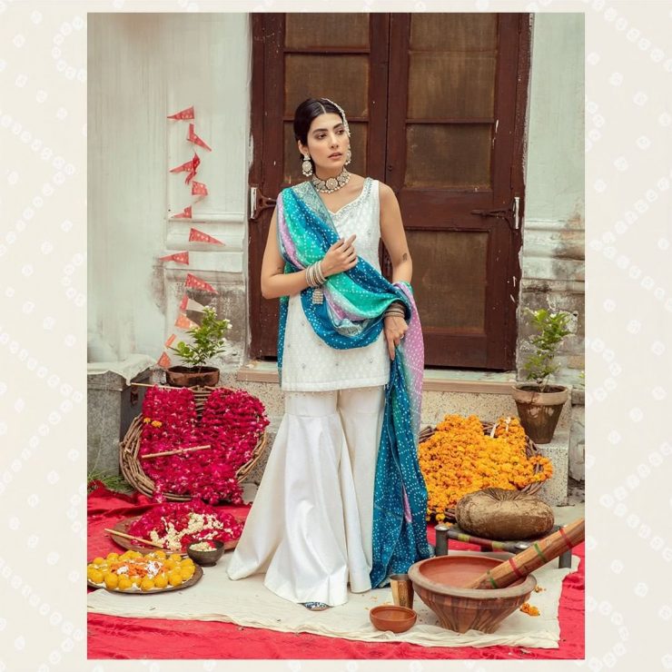 Eman Suleman Looks Fabulous In Latest Shoot | Reviewit.pk