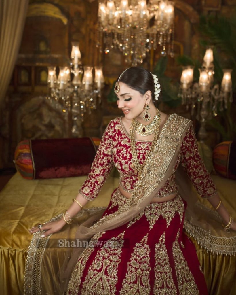 Actress Fiza Ali Beautiful Bridal Photo Shoot | Reviewit.pk
