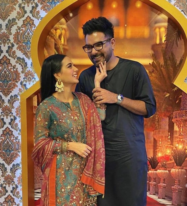 Yasir Hussain Praised Wife On Her Huge Accomplishment | Reviewit.pk