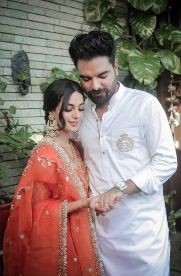 Yasir Hussain Praised Wife On Her Huge Accomplishment | Reviewit.pk