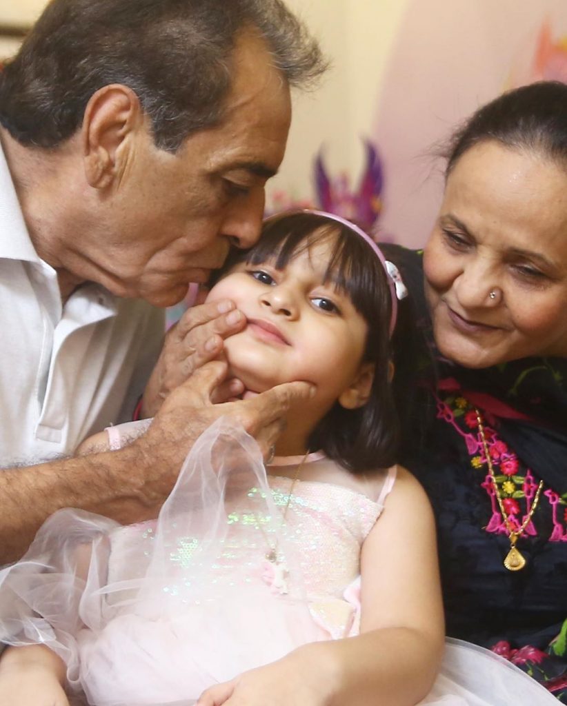 Actor Naveed Raza Daughter 5th Birthday Pictures | Reviewit.pk