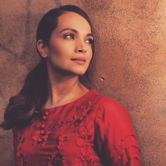 Here Is Why Aamina Sheikh Doesn't Appear In Interviews | Reviewit.pk