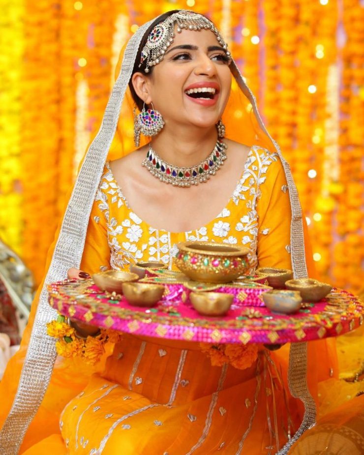 Saboor Aly In Gorgeous Mayun Dress By Sanober Azfar | Reviewit.pk