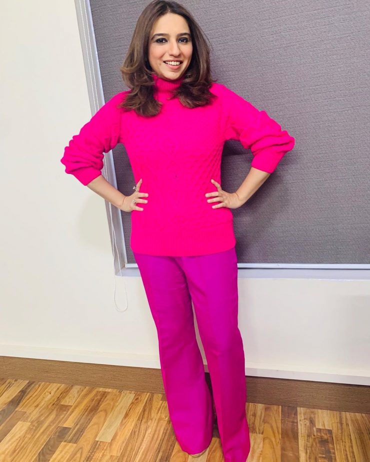 A Peek into The Lovely House of Maria Memon | Reviewit.pk