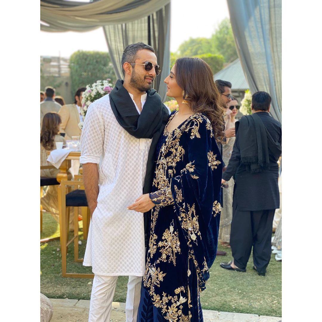 Exquisite Pictures of Momal Sheikh with Husband and Son | Reviewit.pk