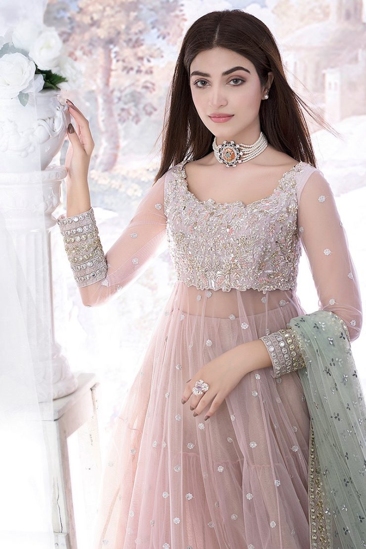 Kinza Hashmi Latest Shoot For Nikkah Collection | Reviewit.pk